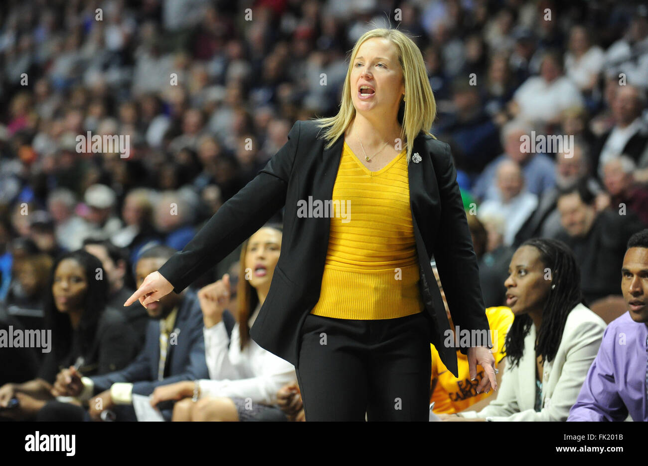 Uconn vs ecu acc 20 jpg hi-res stock photography and images - Alamy