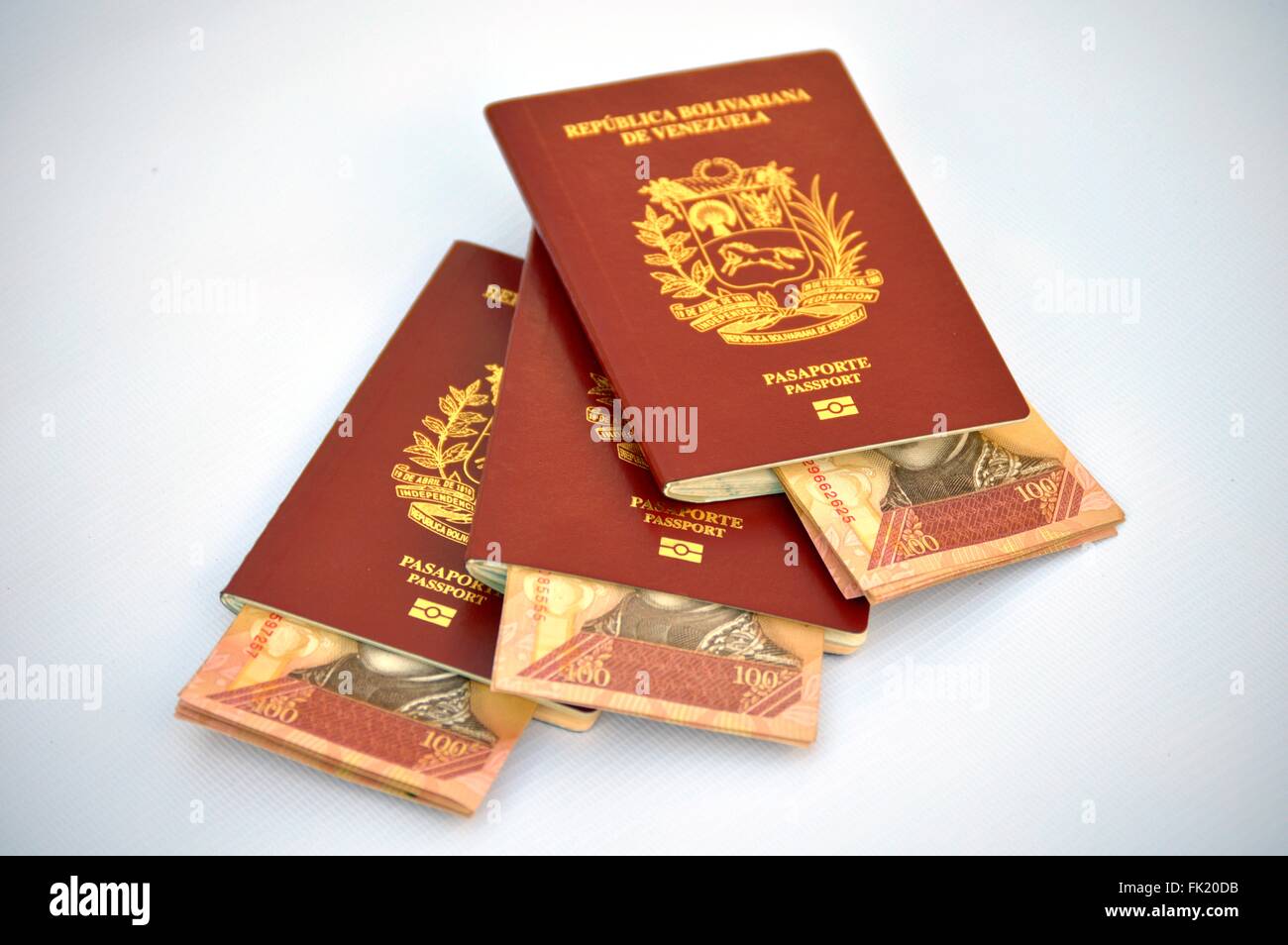 Venezuelan passports and bank notes Stock Photo - Alamy