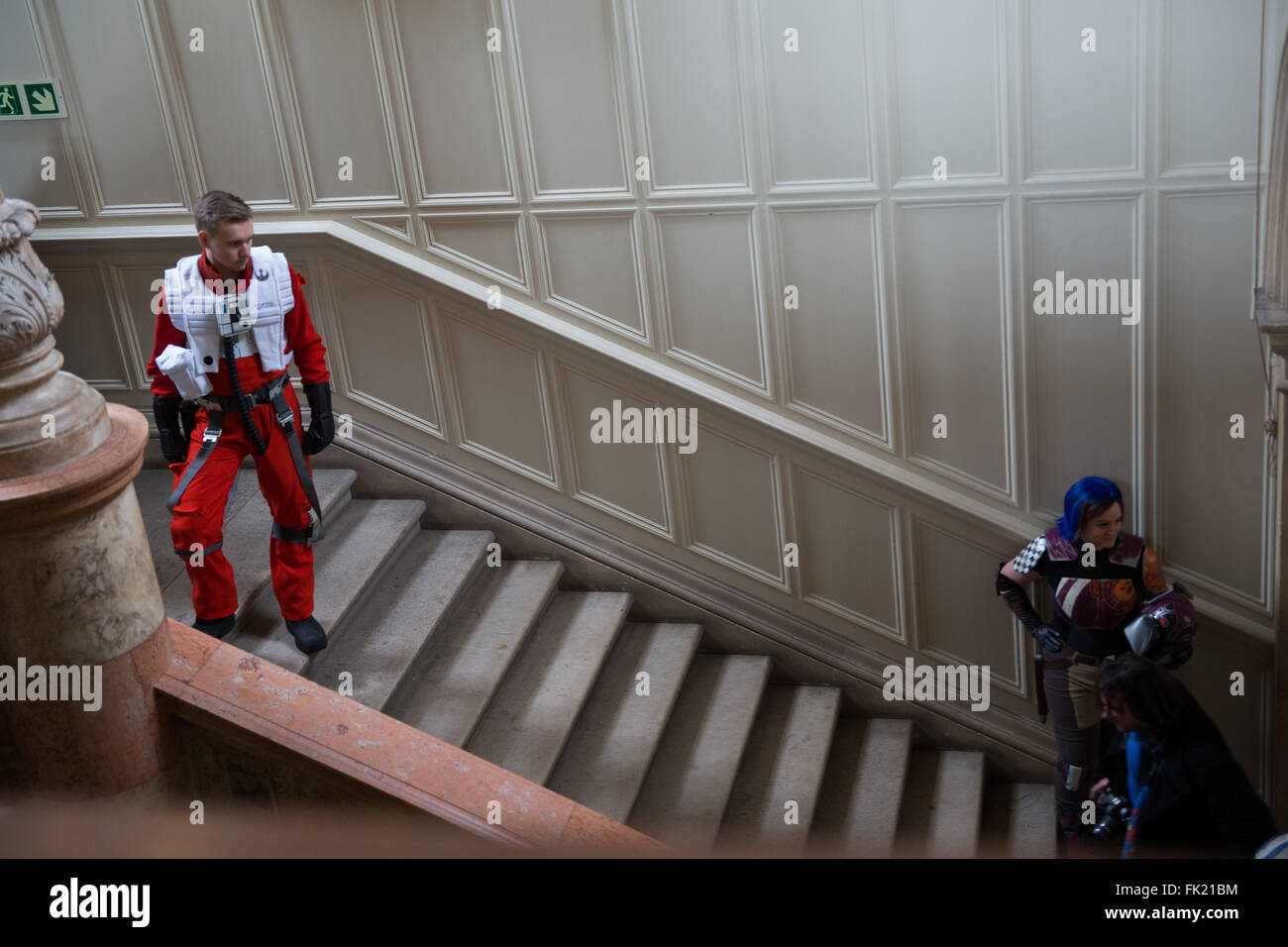 Spiderman comic first hi-res stock photography and images - Alamy