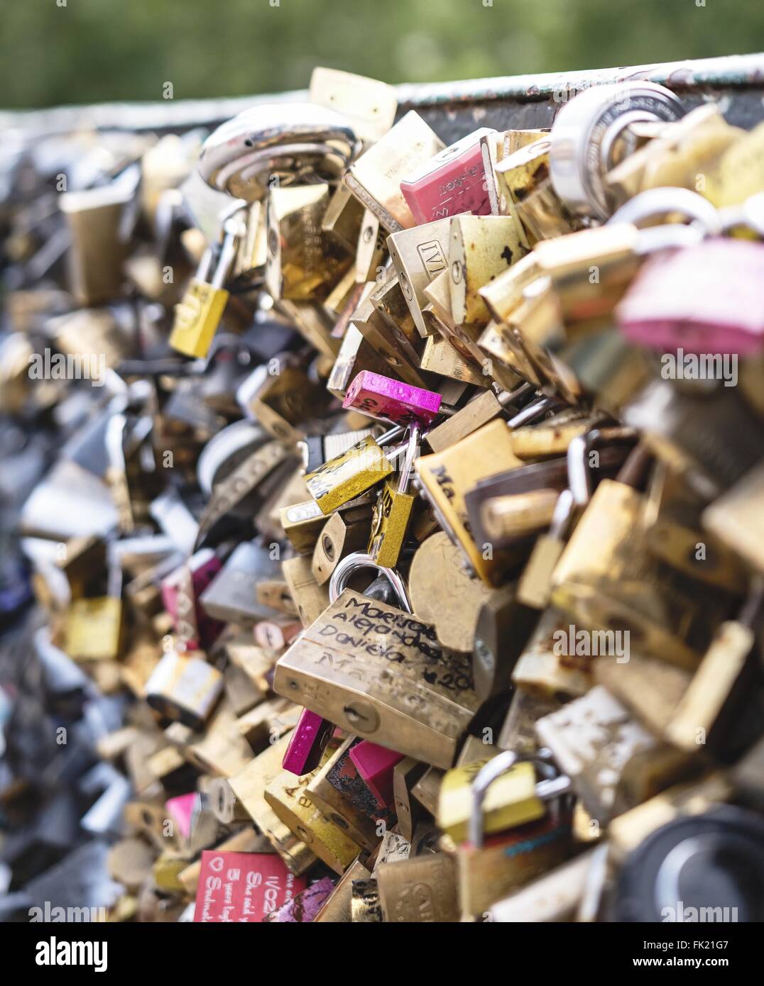 L locks hi-res stock photography and images - Alamy