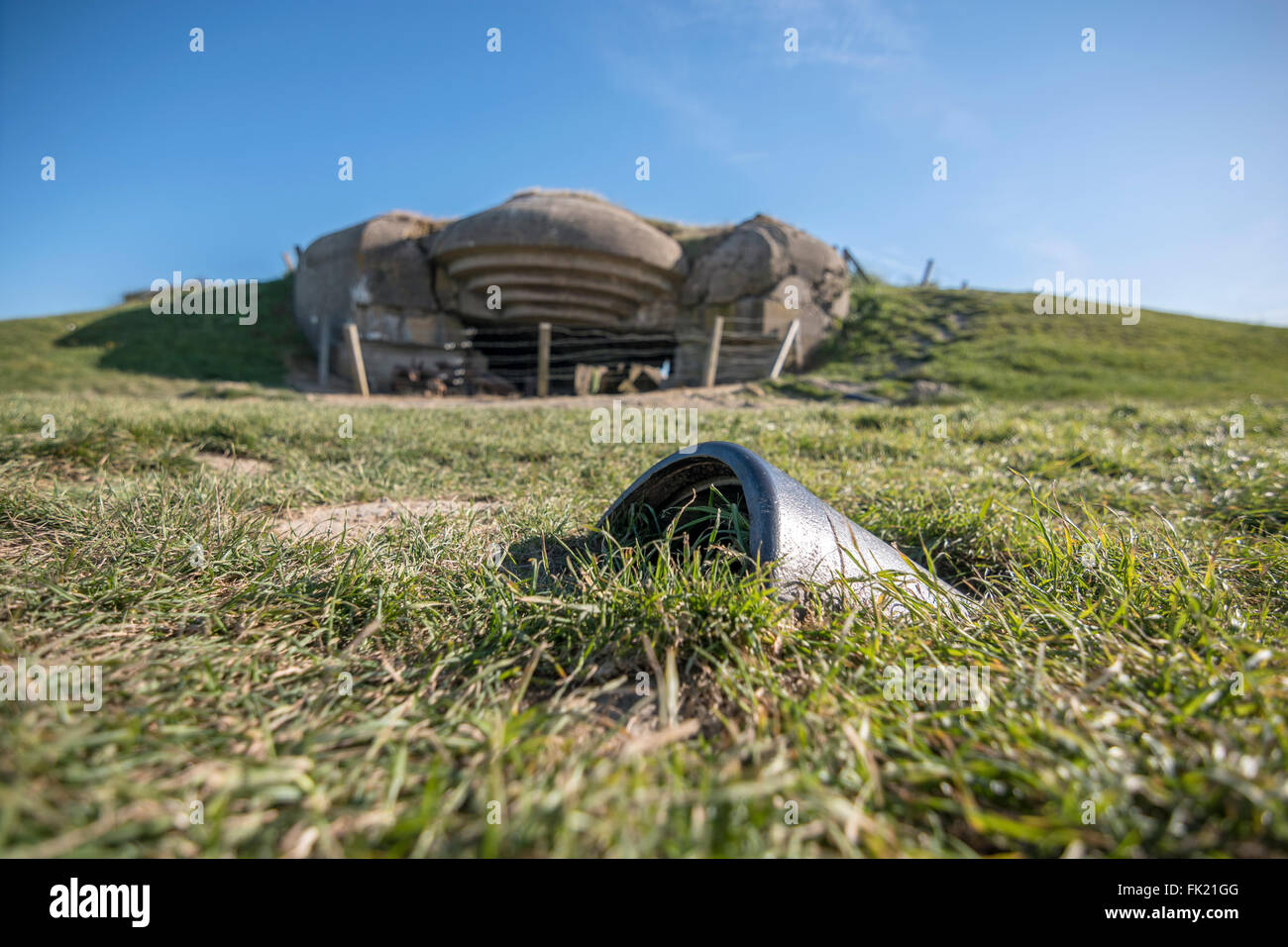 Cannon bunker hi-res stock photography and images - Alamy