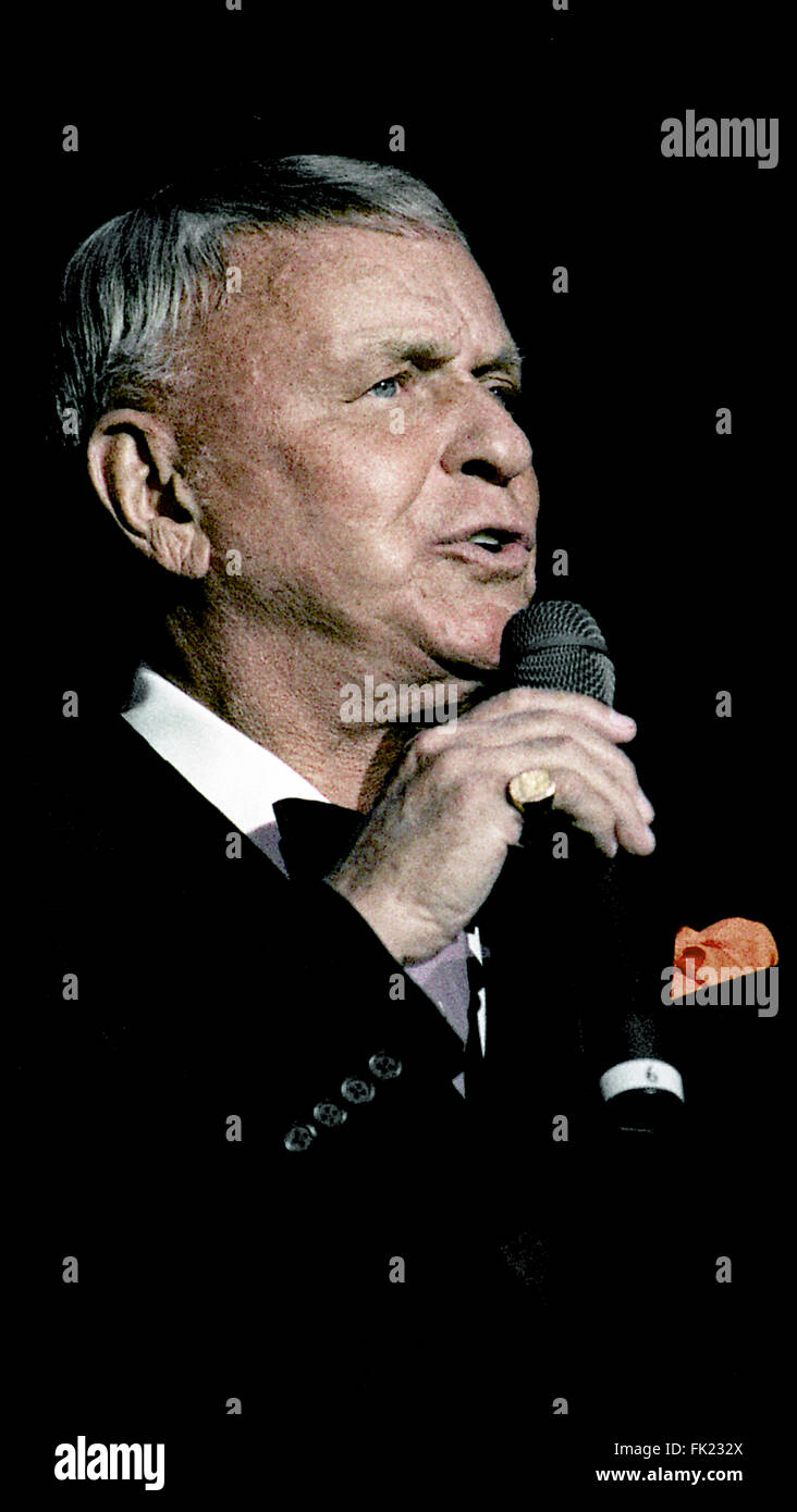 Washington, DC., USA, 1st October, 1992 Frank Sinatra performs for the ...