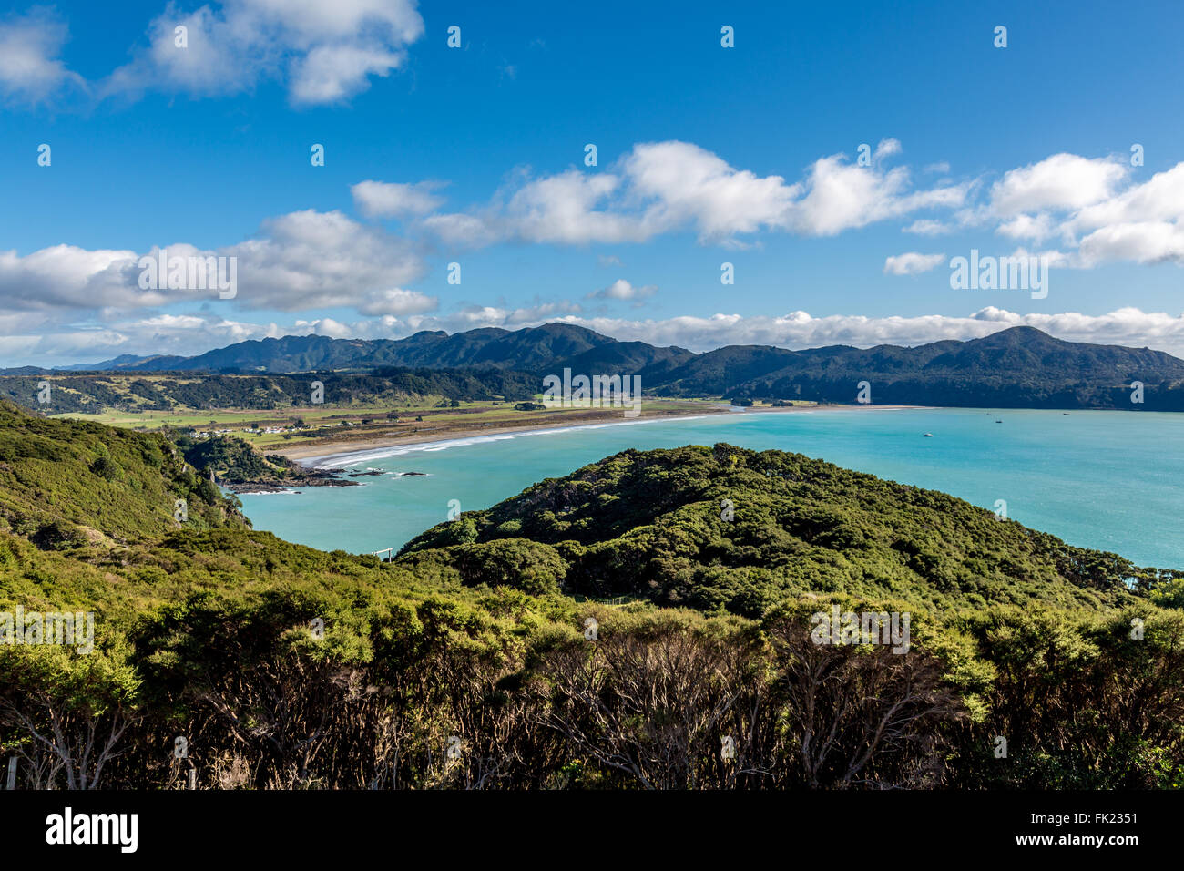 Hicks bay new zealand hi-res stock photography and images - Alamy