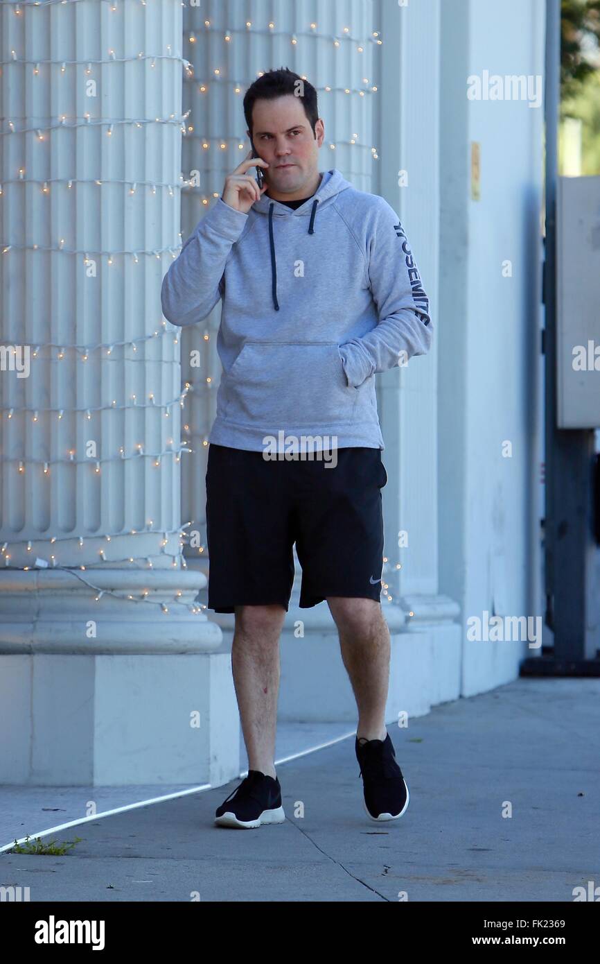 Mike Comrie seen out and about in Beverly Hills talking on his mobile ...