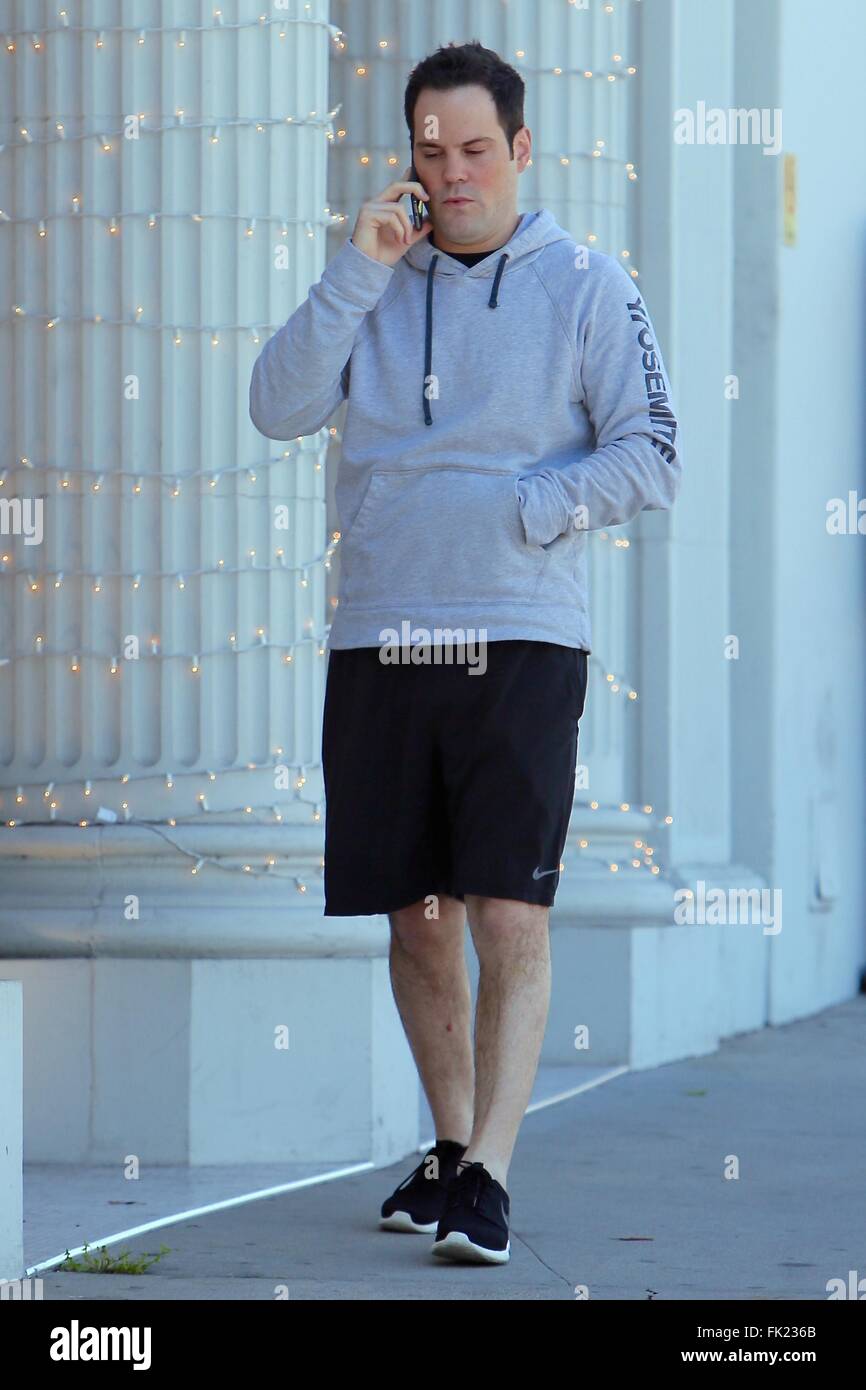Mike Comrie seen out and about in Beverly Hills talking on his mobile ...