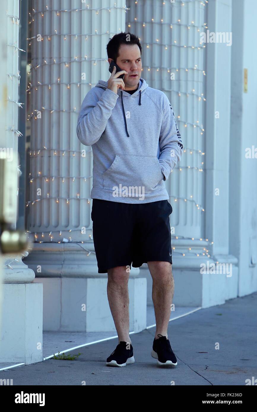 Mike Comrie seen out and about in Beverly Hills talking on his mobile ...