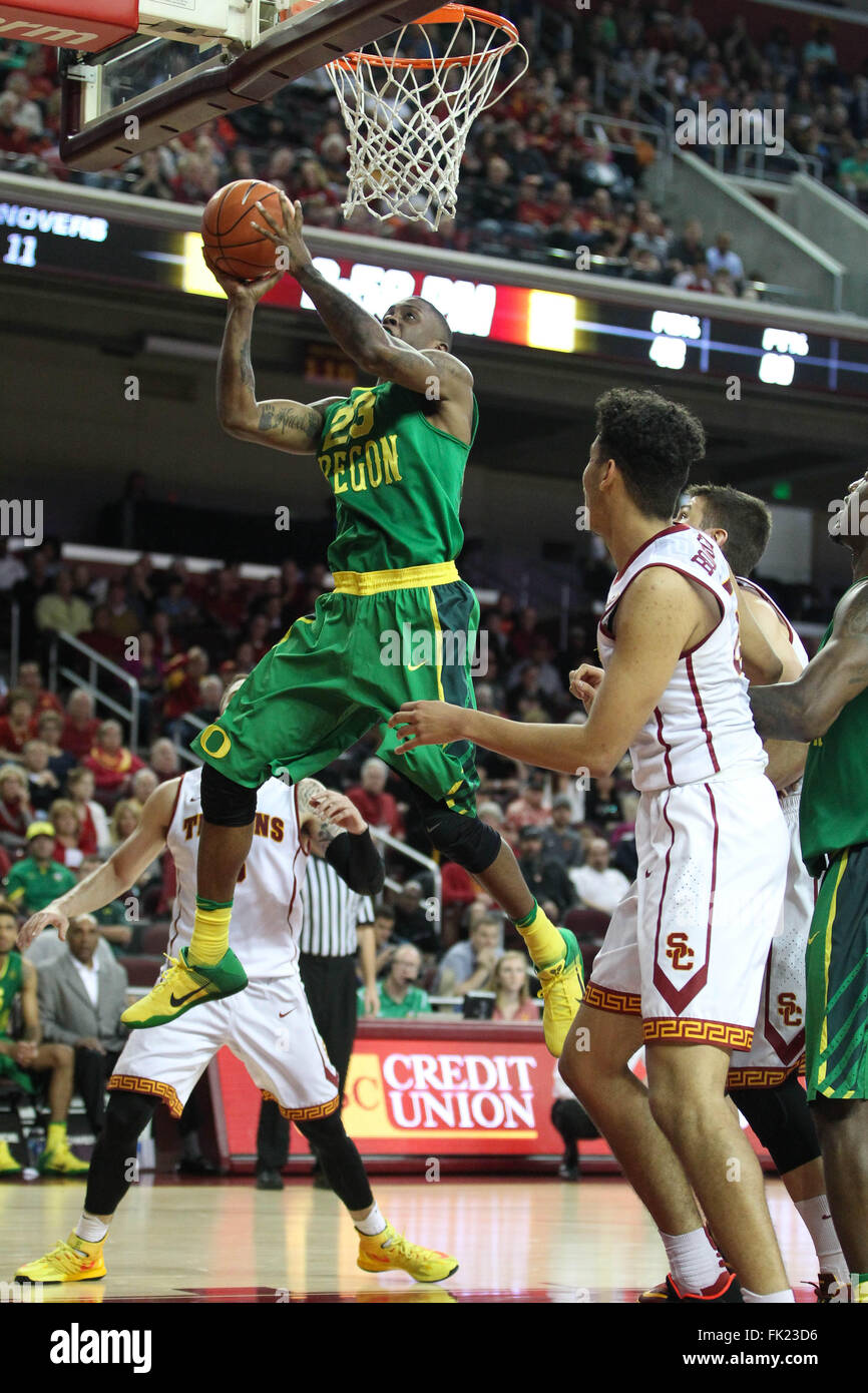Los Angeles, CA, USA. 5th Mar, 2016. Oregon Ducks forward Elgin Cook ...