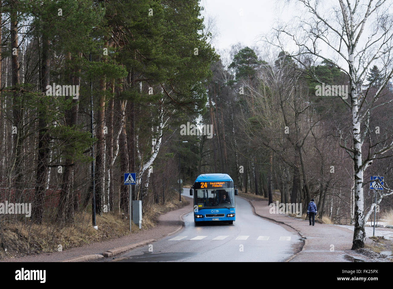 Number 24 bus hi-res stock photography and images - Alamy