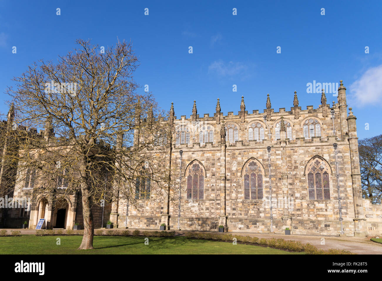 Winter view of Auckland Castle, Bishop Auckland, Co. Durham, England ...