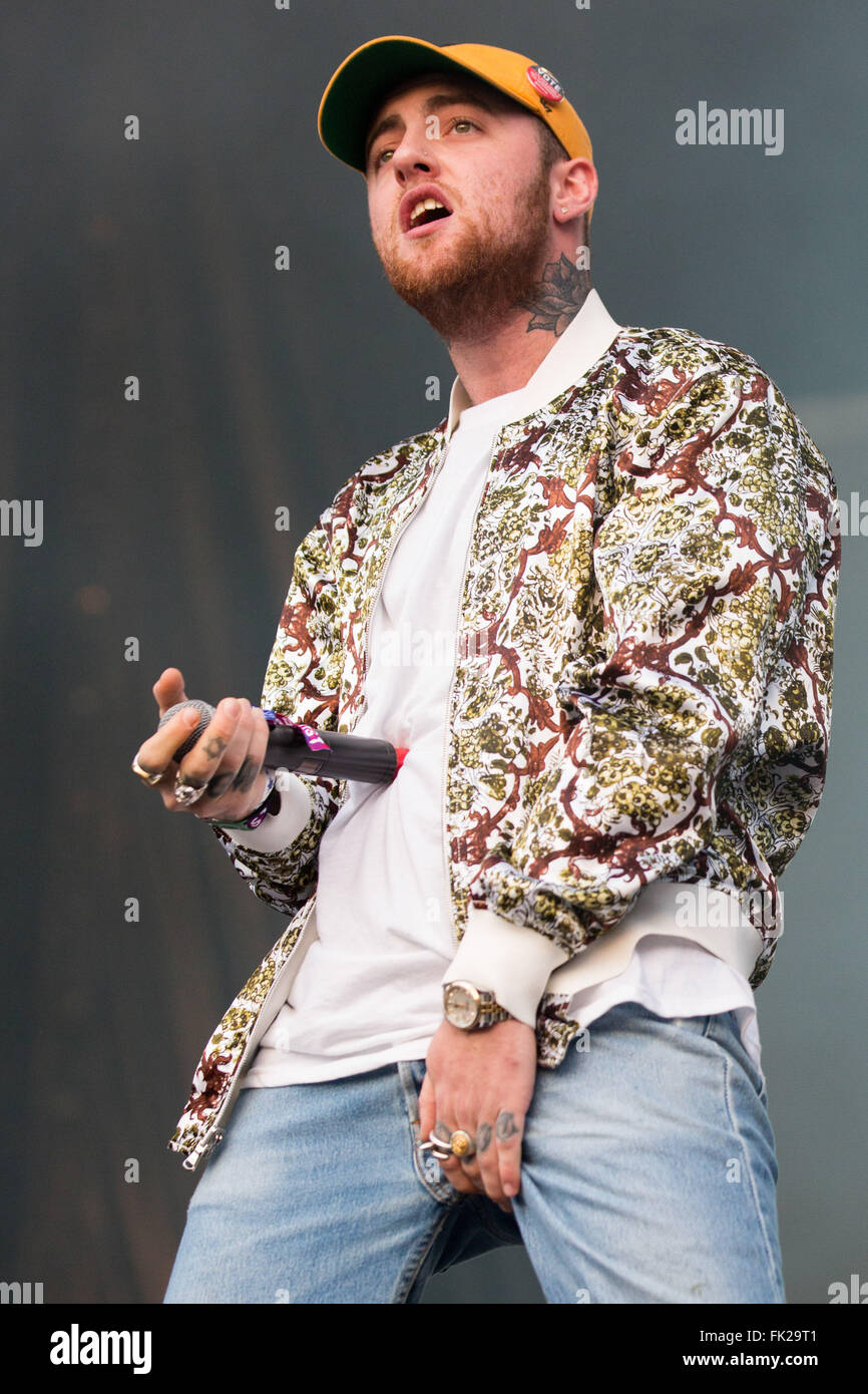 Mac miller rapper hi-res stock photography and images - Alamy