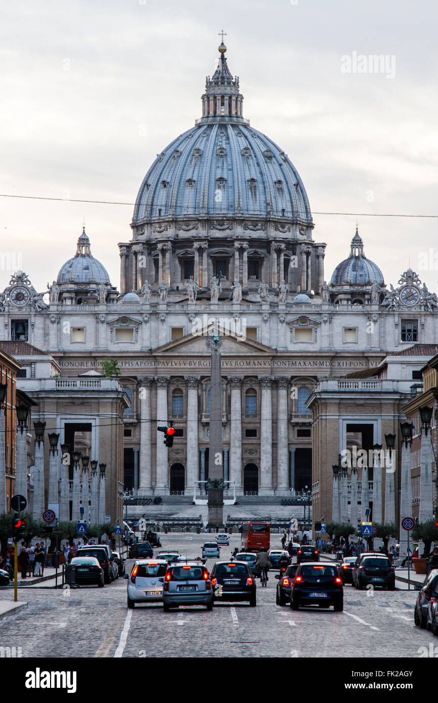 St Peter's Cathedral, Vatican Stock Photo - Alamy