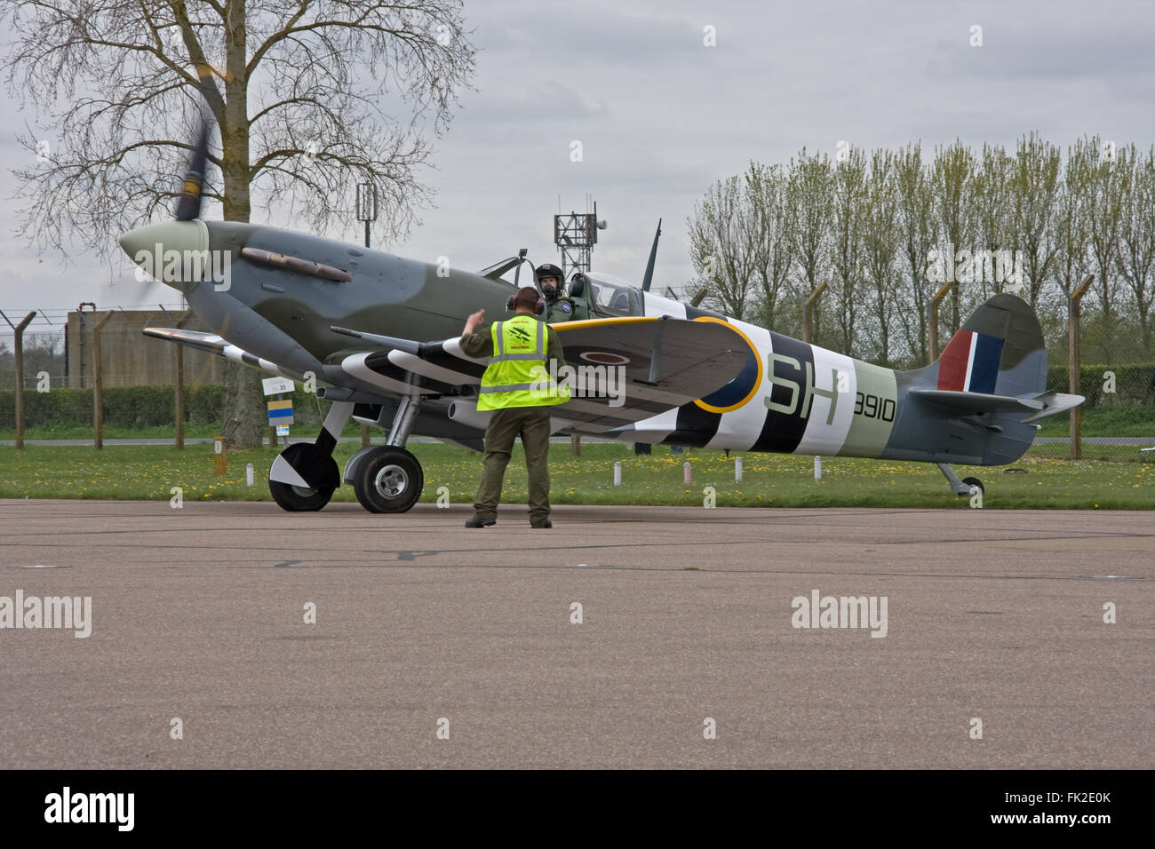 Ab910 raf bbmf coningsby hi-res stock photography and images - Alamy