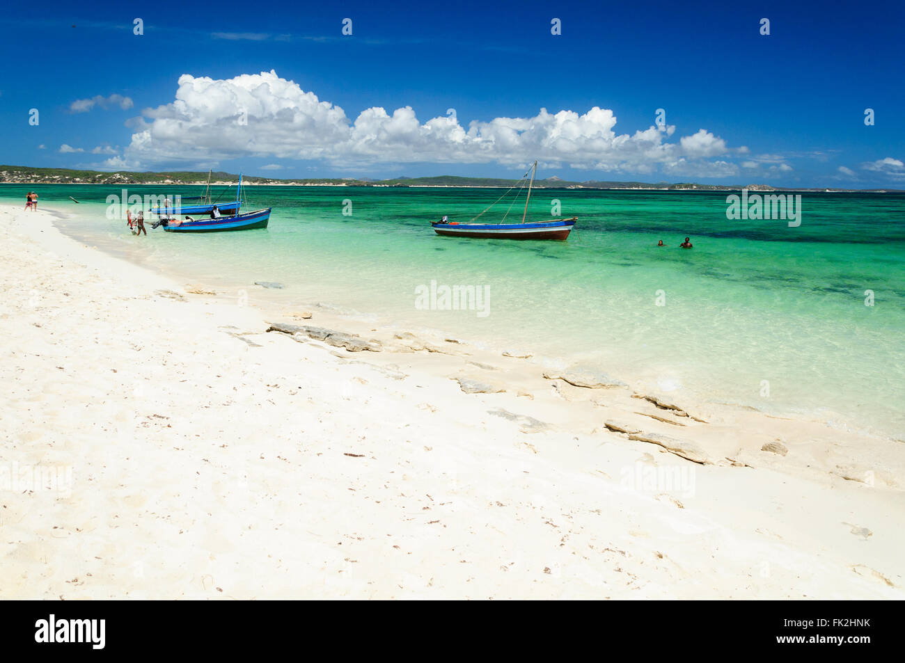 Turquoise paradise waters at Baie d'Emeraudes, Madagascar Stock Photo ...