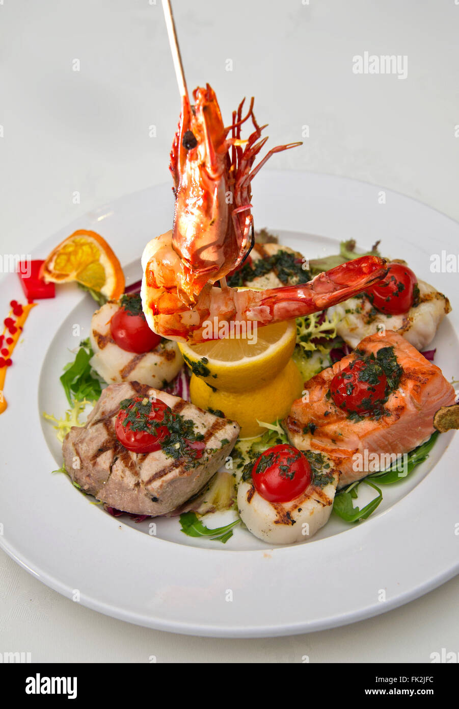 Pigs’ trotters with prawns hi-res stock photography and images - Alamy