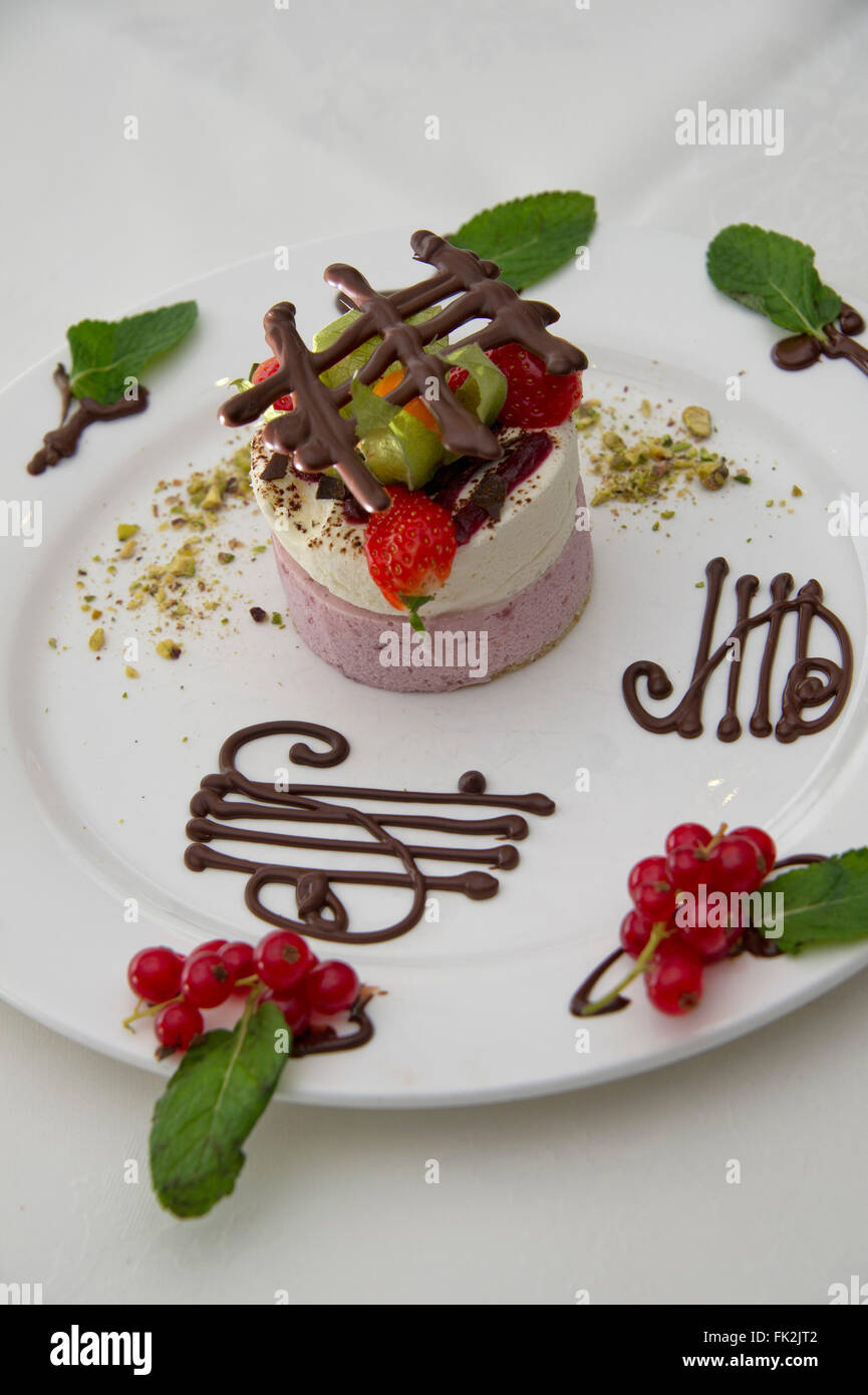 Amaretti black cherry and almond parfait hi-res stock photography and ...