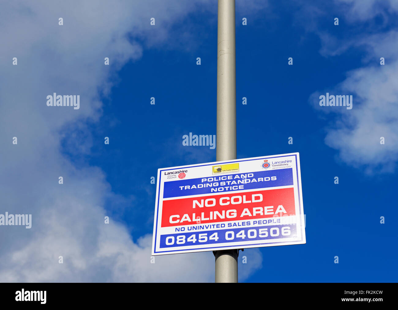 Sign on lamp-post - No Cold Calling - England UK Stock Photo - Alamy