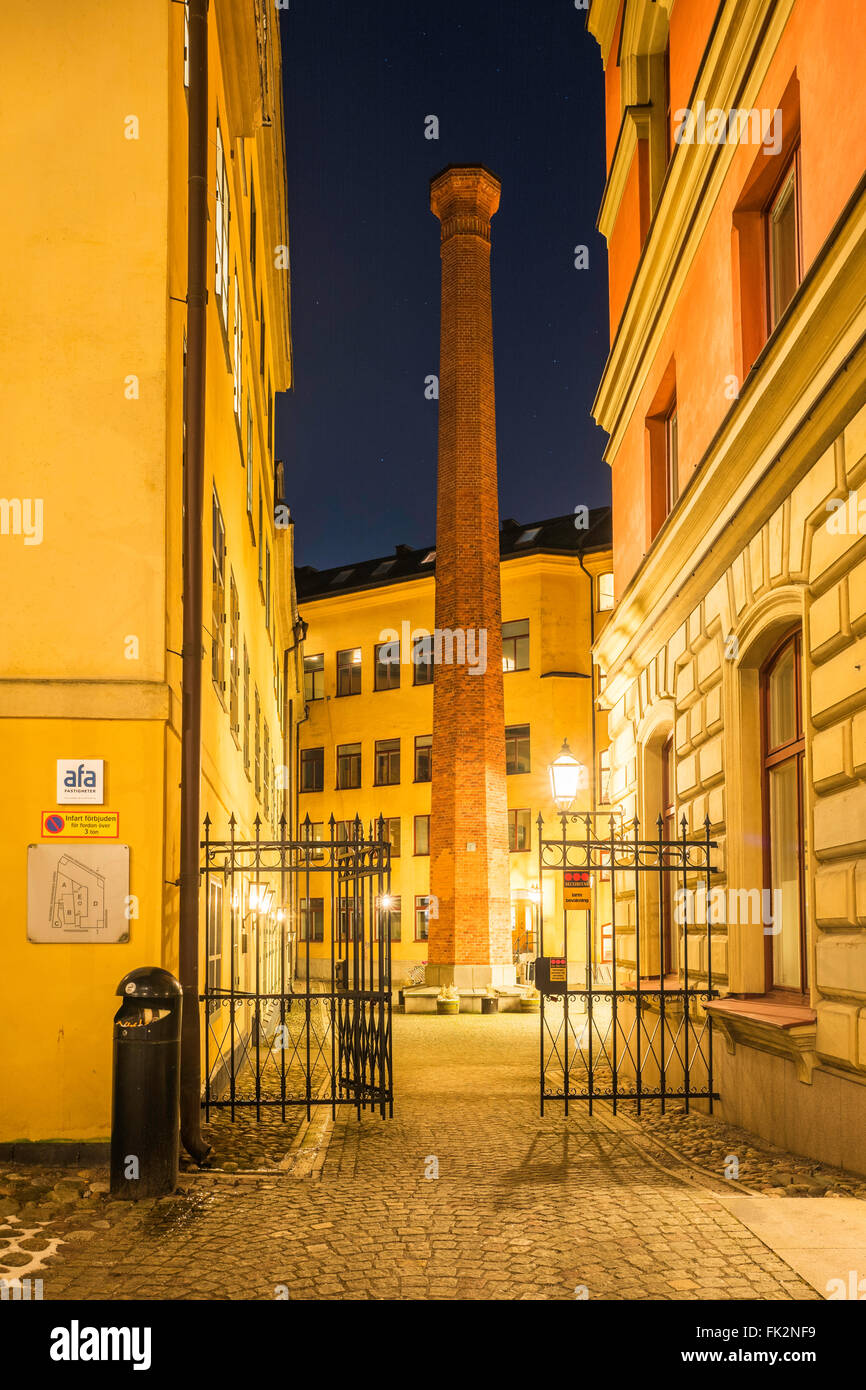 Column brick hi-res stock photography and images - Alamy