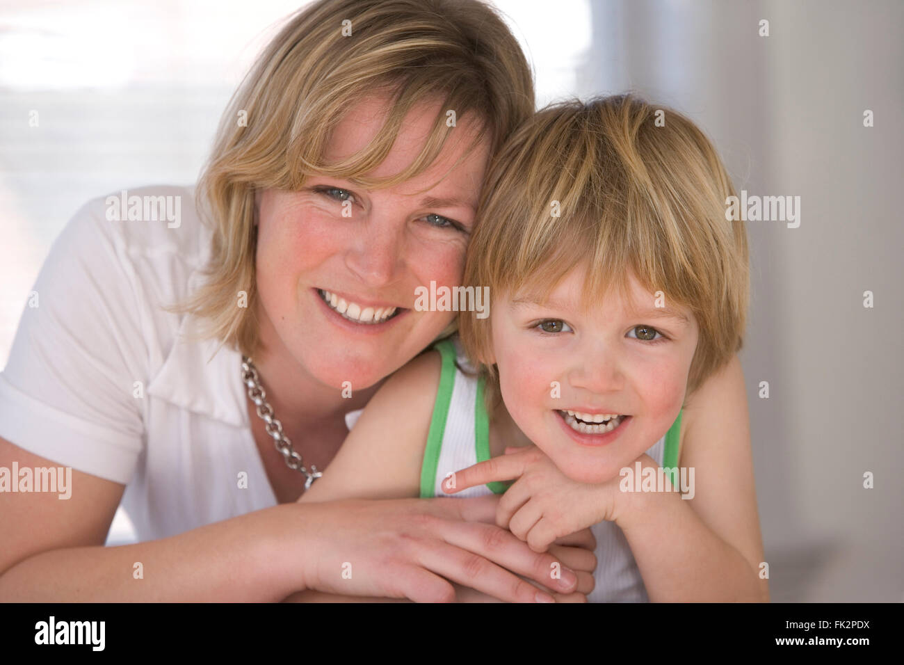 Portrait child 5 hi-res stock photography and images - Alamy