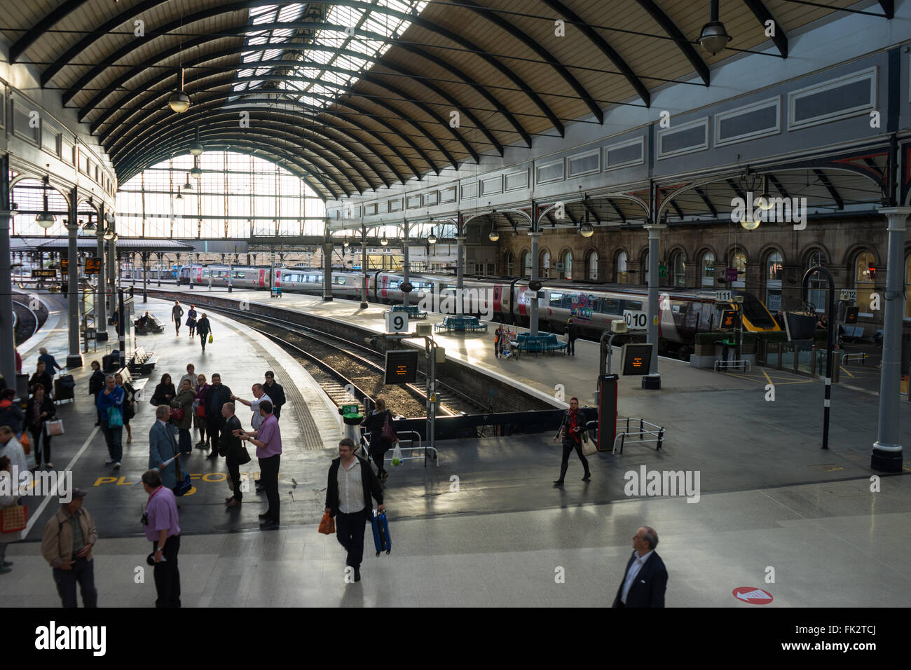 Newcastle Central Station Stock Photo - Alamy