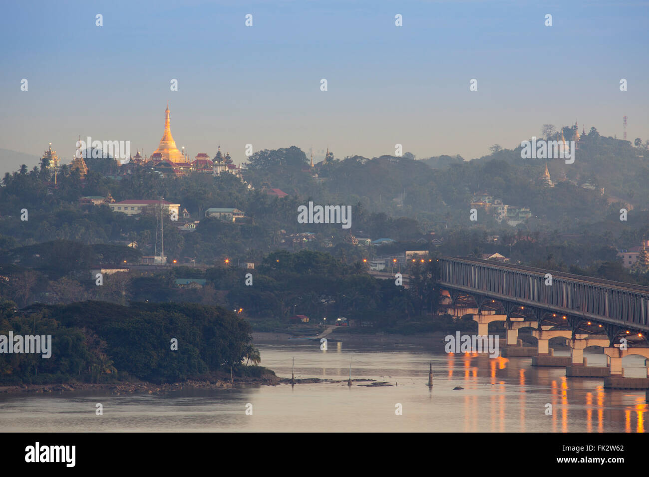 Thanlwin bridge hi-res stock photography and images - Alamy