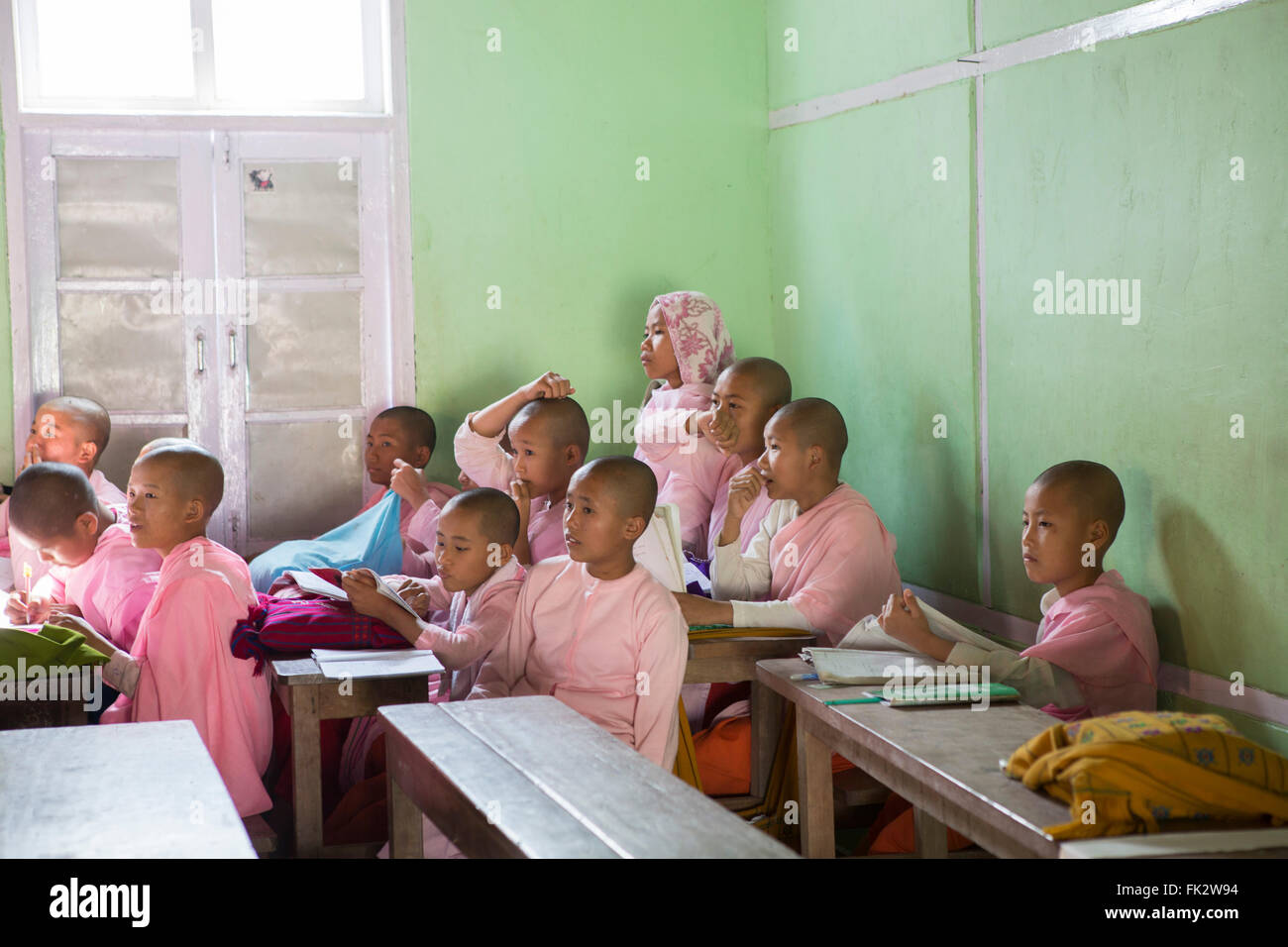 Novice nuns hi-res stock photography and images - Alamy