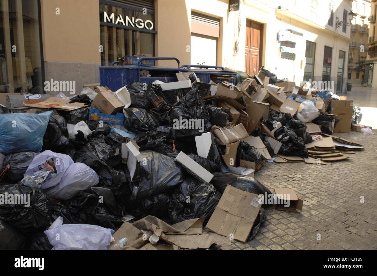 Dustbin men on strike in Malaga, rubbish piles up Stock Photo - Alamy