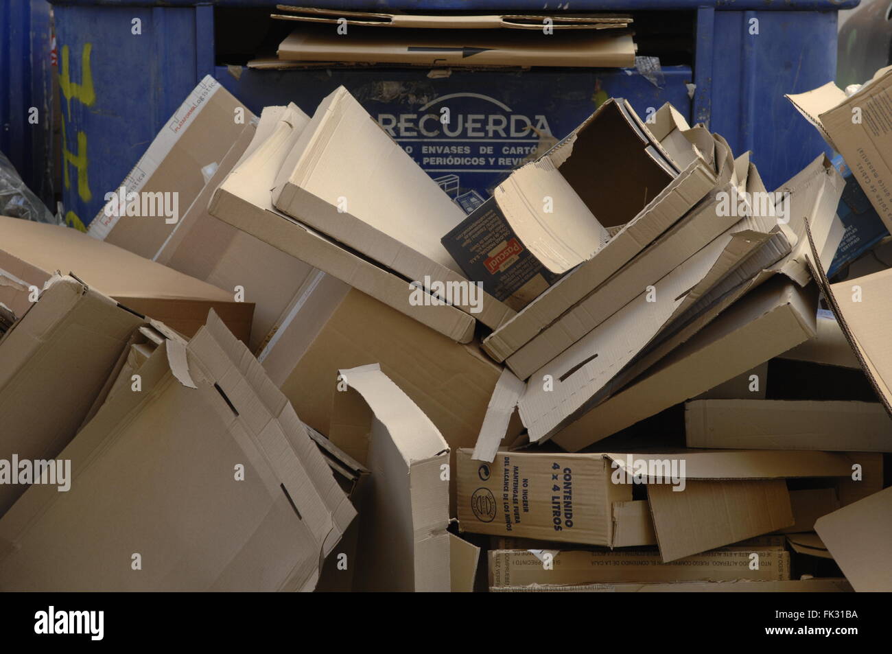 Dustbin men on strike in Malaga, rubbish piles up Stock Photo - Alamy