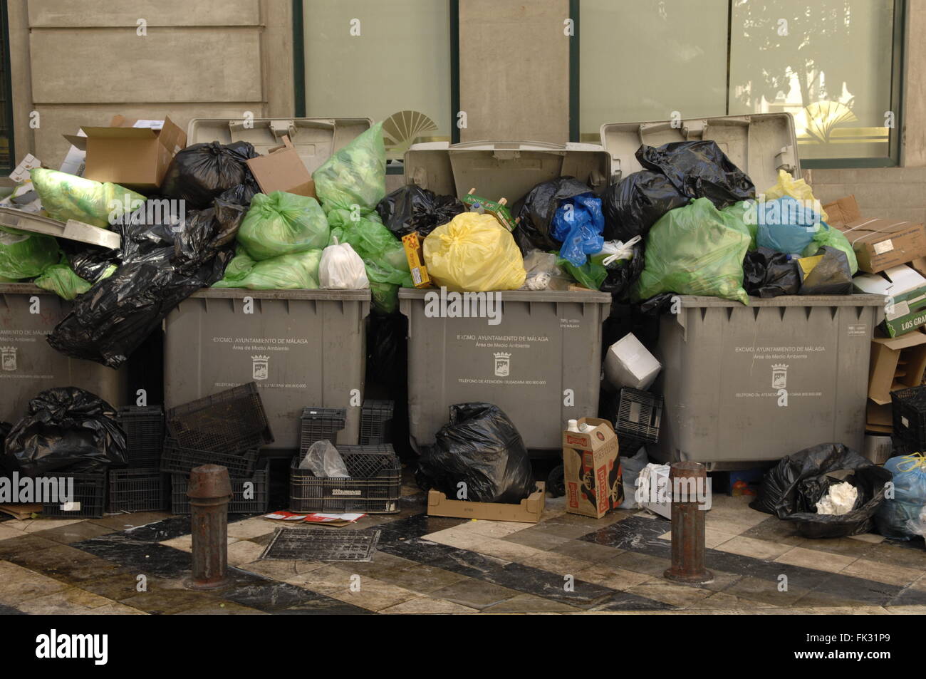 Overflowing Dustbin High Resolution Stock Photography and Images - Alamy