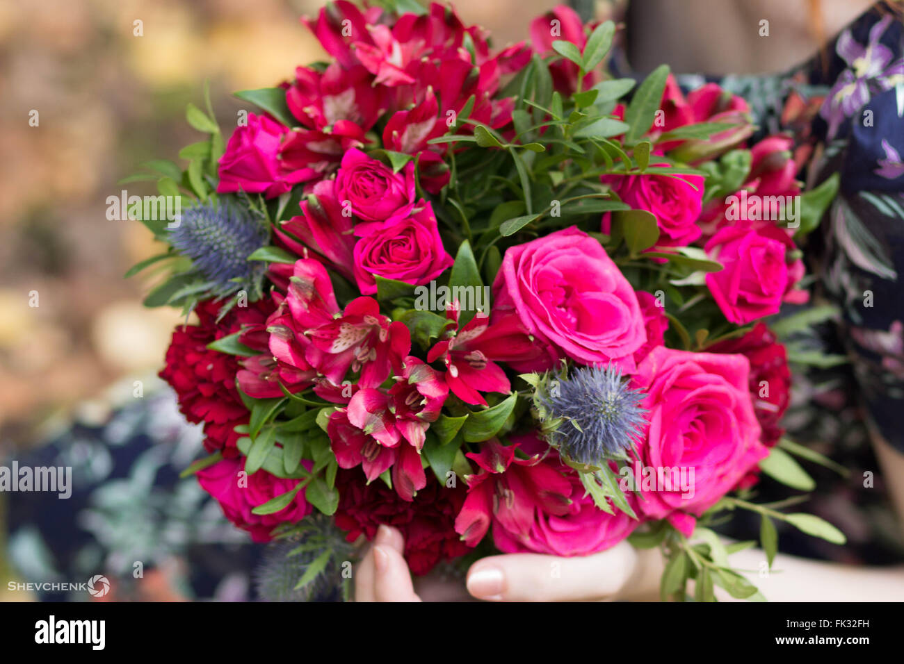 Nice bouquet with pink and fuchsia flowers Stock Photo - Alamy