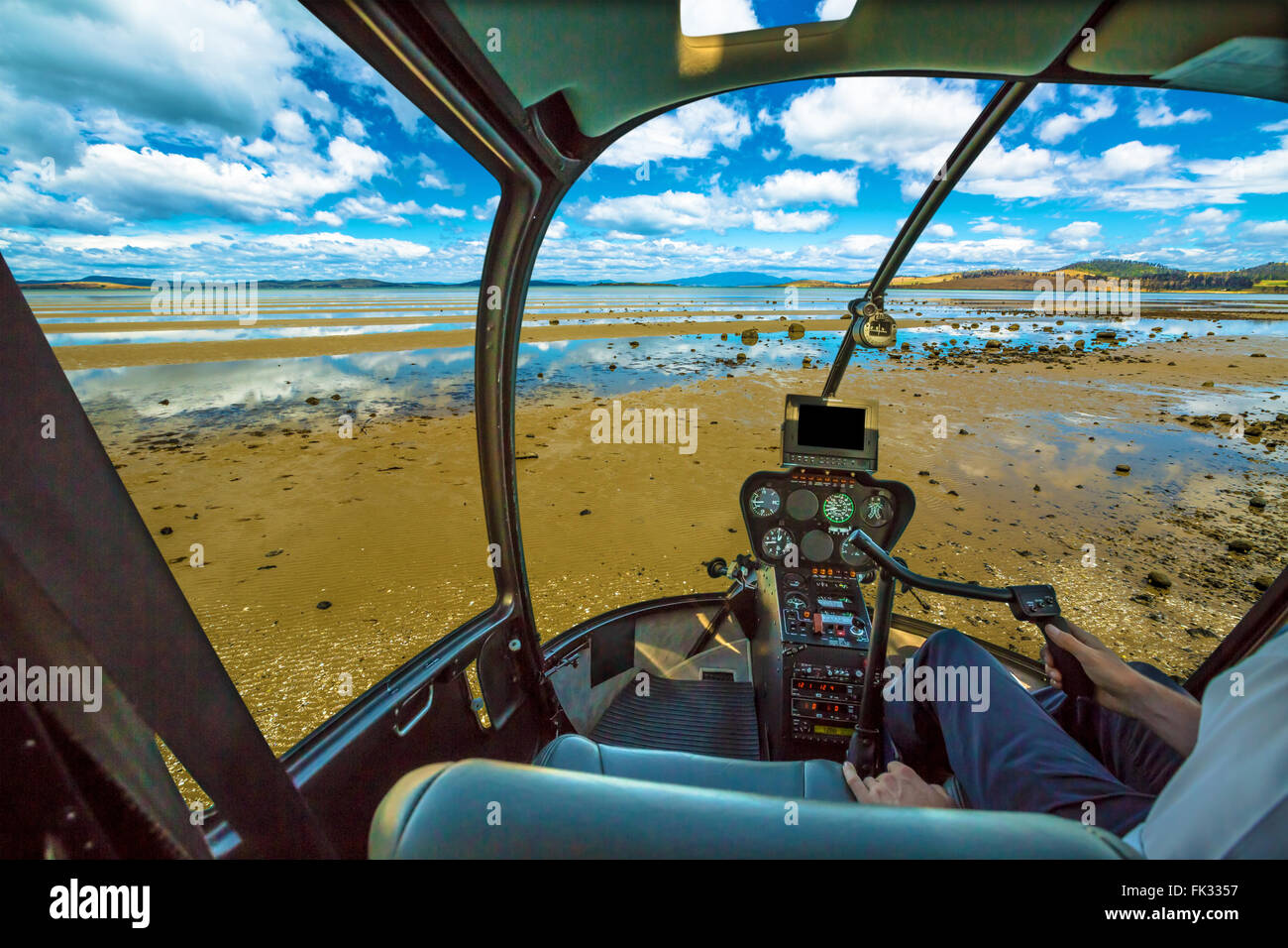 Cockpit helicopter fly windscreen hi-res stock photography and images ...