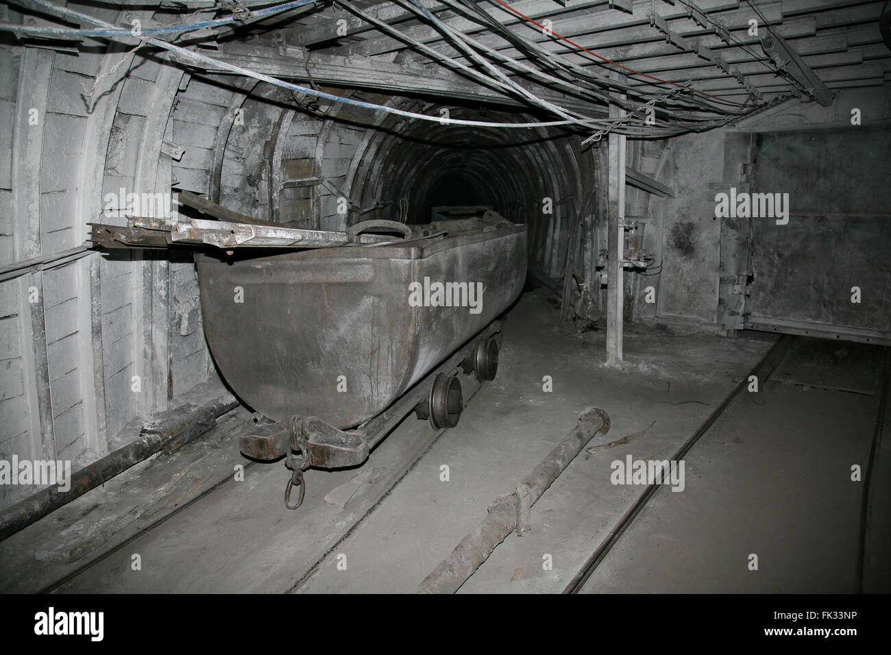 Modern coal mine underground Stock Photo - Alamy