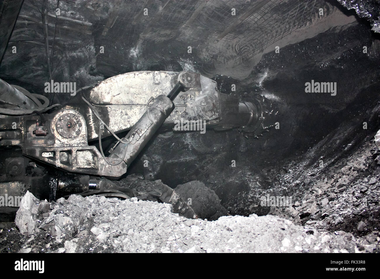 Modern coal mine underground Stock Photo - Alamy