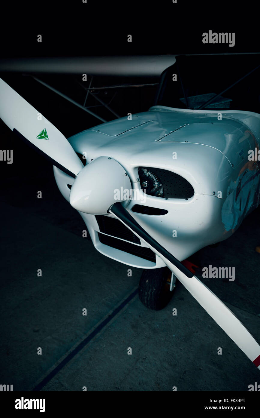 Single blade propeller hi-res stock photography and images - Alamy