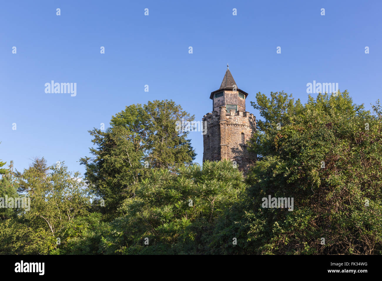 Bolt castle hi-res stock photography and images - Alamy