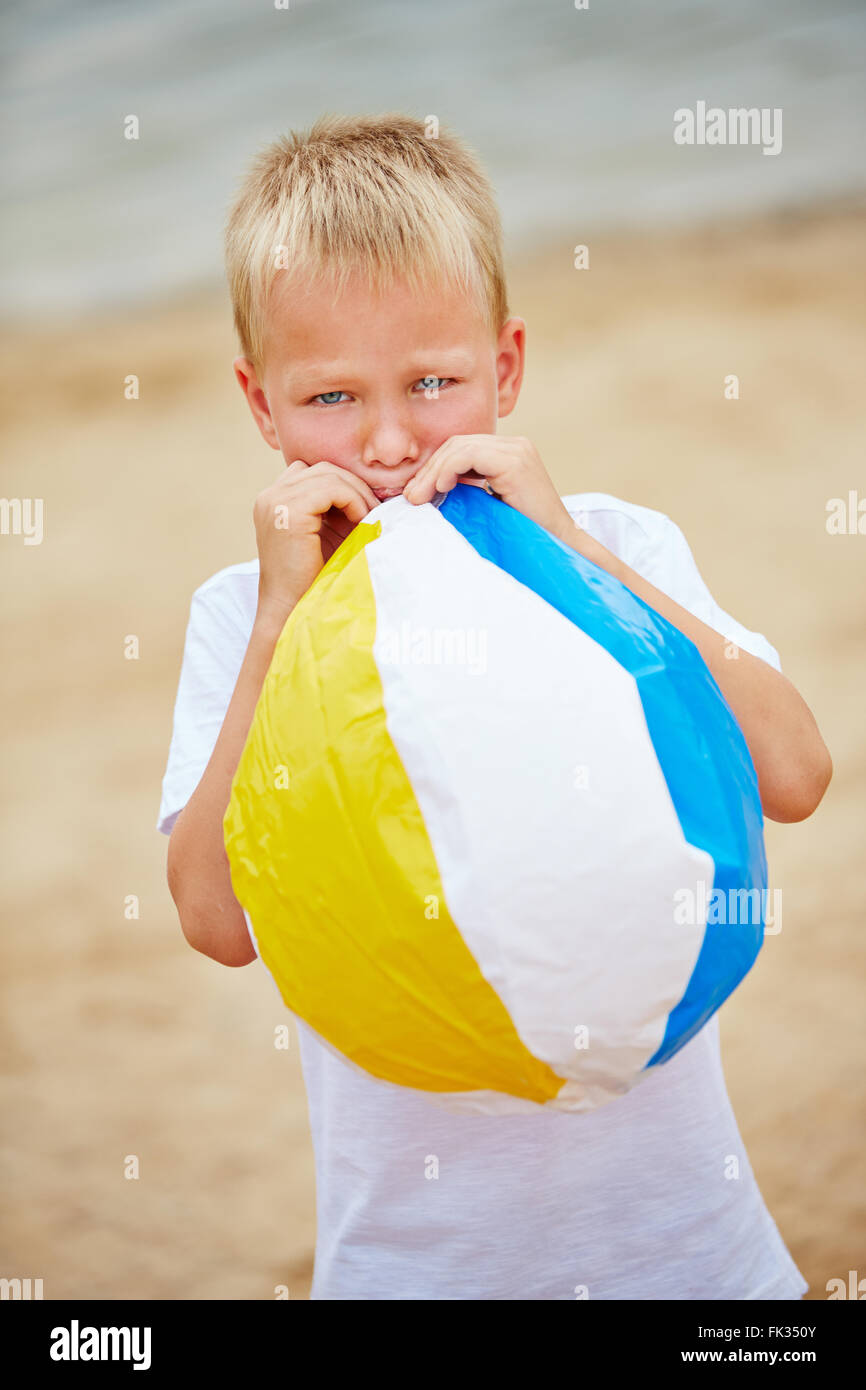 Inflating Beach Ball High Resolution Stock Photography and Images - Alamy