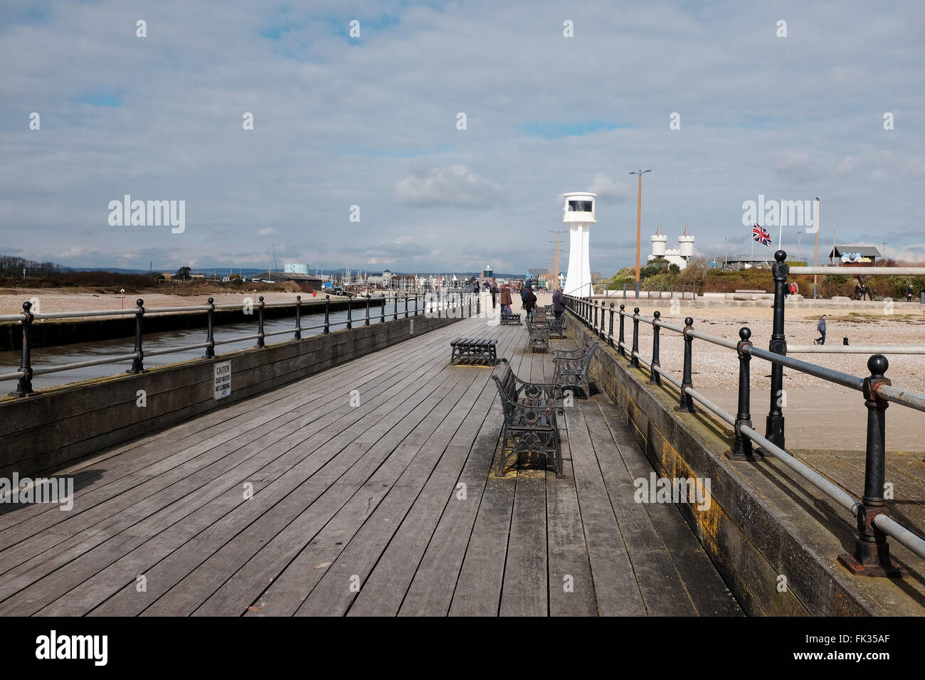 Littlehampton lighthouse hi-res stock photography and images - Alamy