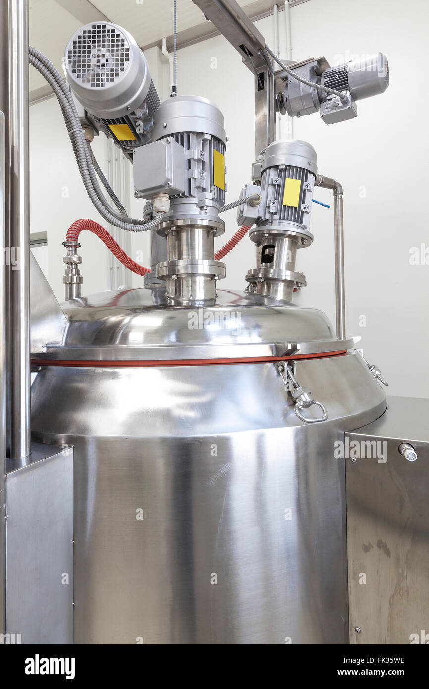 High pressure container hi-res stock photography and images - Alamy