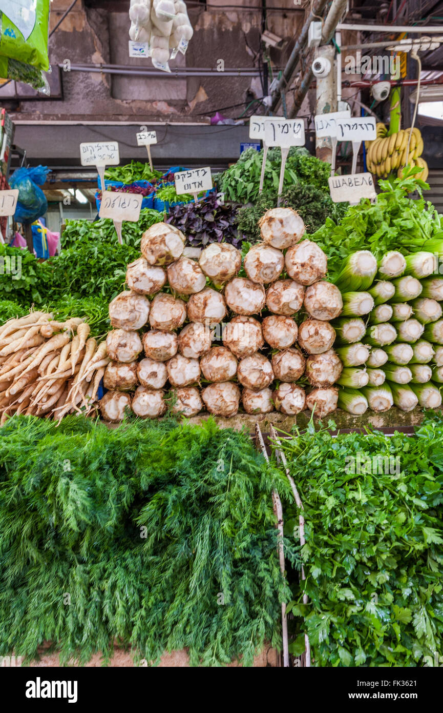 Vegetables at shuk hacarmel mark hi-res stock photography and images ...