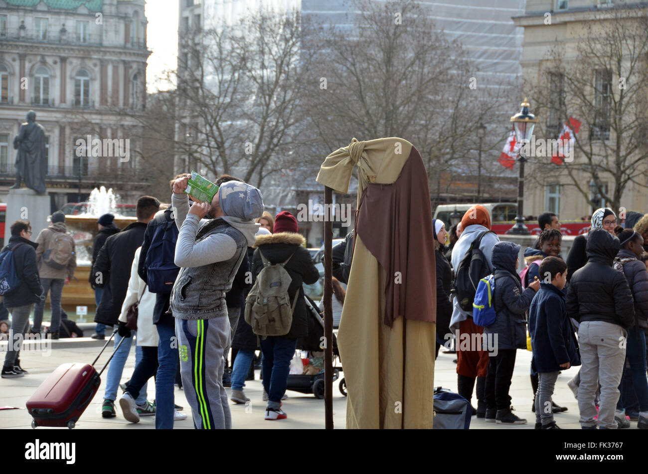 Floating Yoda Statue High Resolution Stock Photography and Images - Alamy