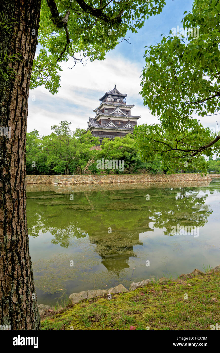Japanese castle and reflection in Hiroshima Stock Photo - Alamy