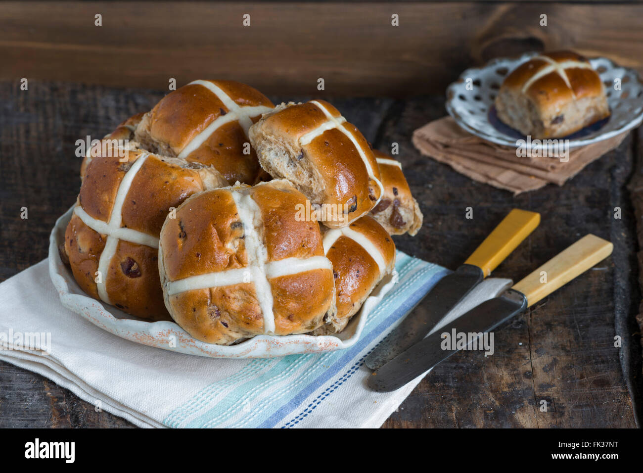 Hot cross buns hi-res stock photography and images - Alamy
