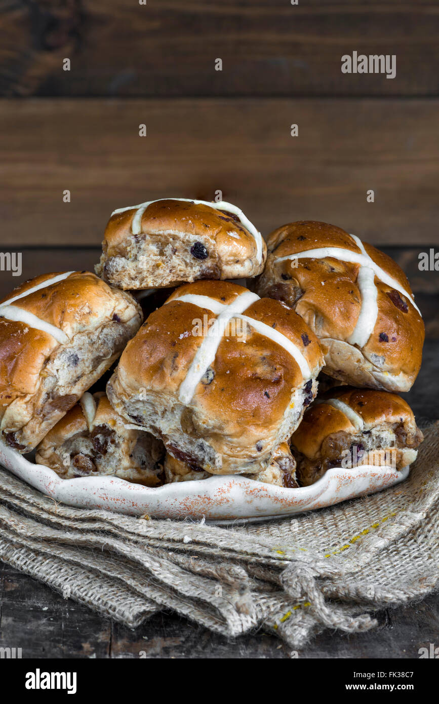 Hot cross buns hi-res stock photography and images - Alamy