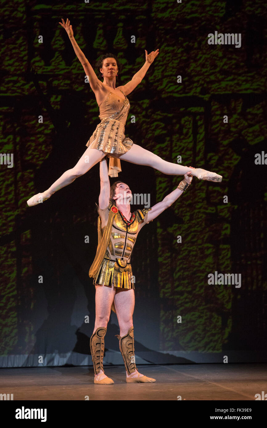 Maria alexandrova bolshoi theatre hi-res stock photography and images ...