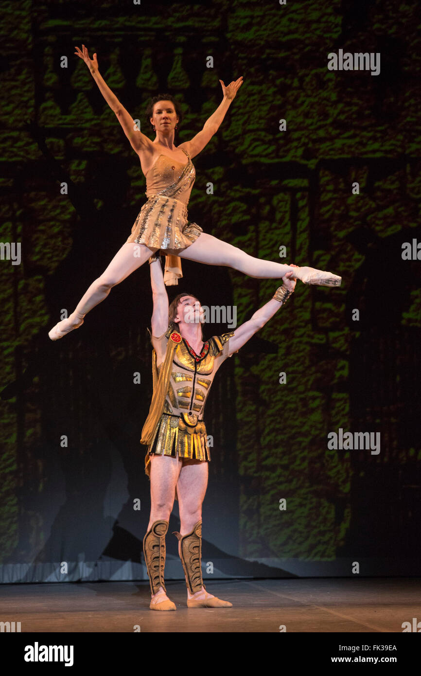 Maria alexandrova bolshoi theatre hi-res stock photography and images ...