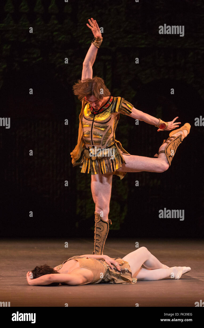 Maria alexandrova bolshoi theatre hi-res stock photography and images ...