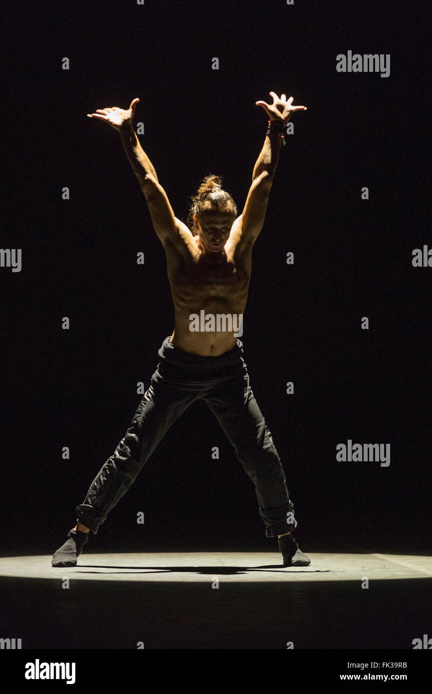 Bolero tanz hi-res stock photography and images - Alamy