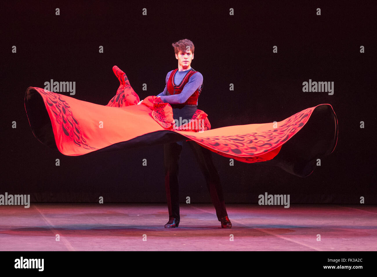 Three cornered hat hi-res stock photography and images - Alamy