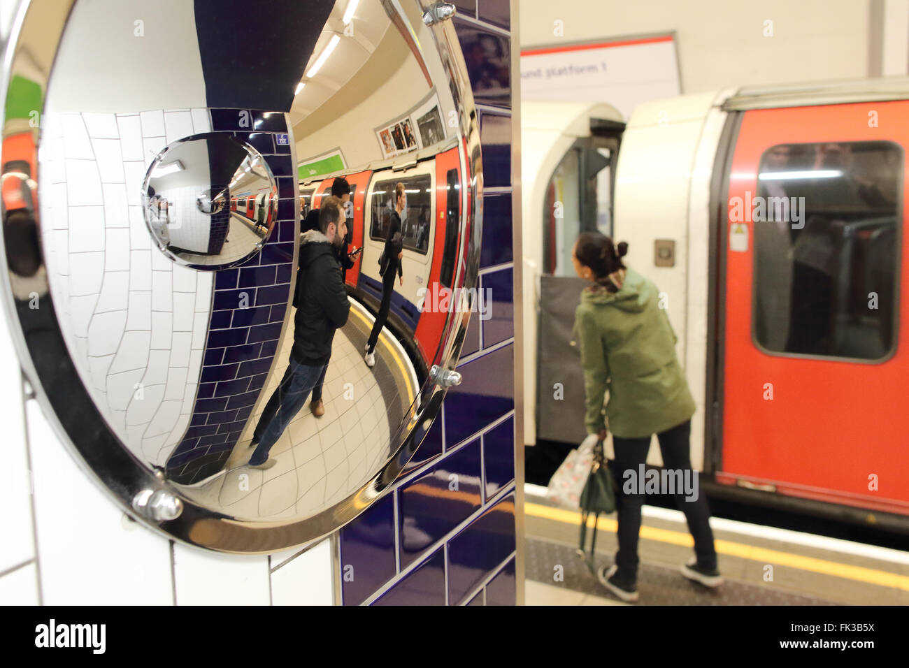 CCTV on The London Underground in London Photo : Pixstory / alamy Stock ...