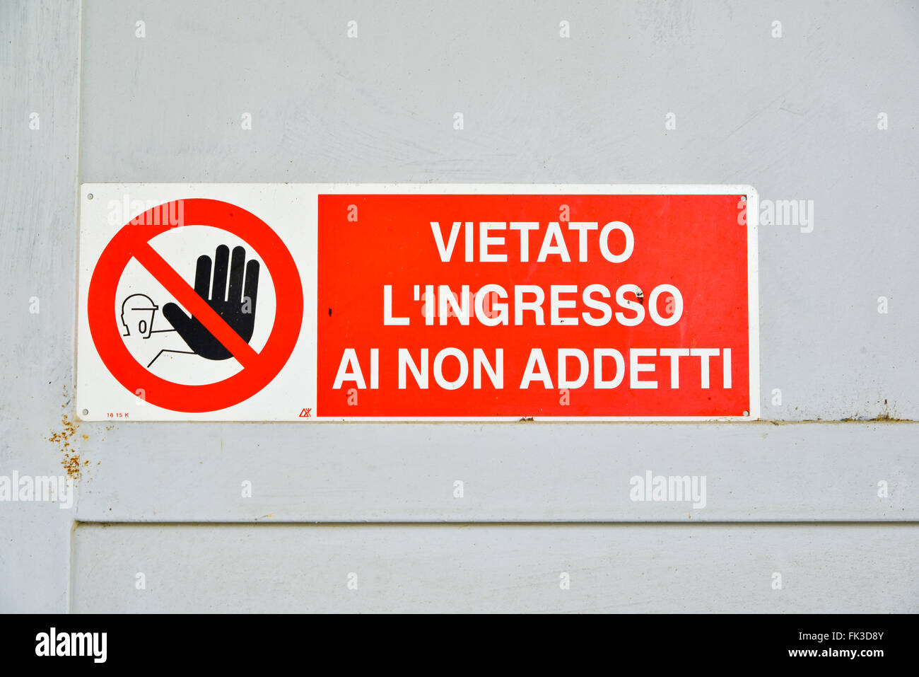 No entry unauthorized persons sign hi-res stock photography and images ...
