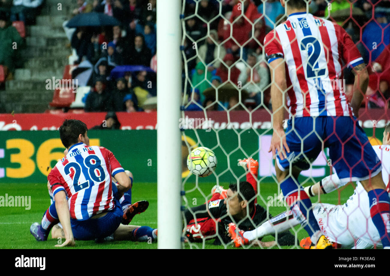 Gijon, Spain. 6th March, 2016. Ivan Cuellar (goalkeeper, Real Sporting ...